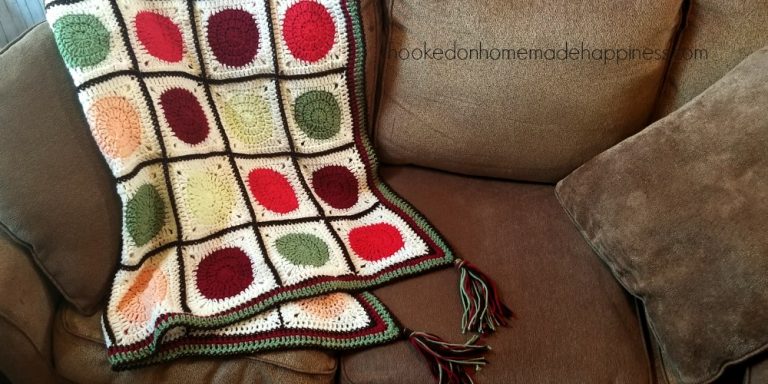 Apple Orchard Blanket - Hooked on Homemade Happiness