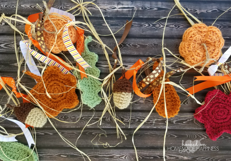 Fall Garland Crochet Pattern - Hooked on Homemade Happiness