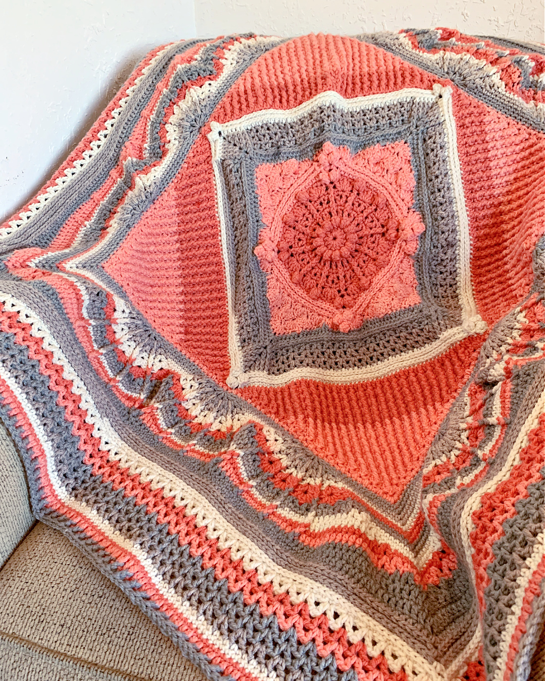 Mandala Blanket Crochet Along - Hooked on Homemade Happiness